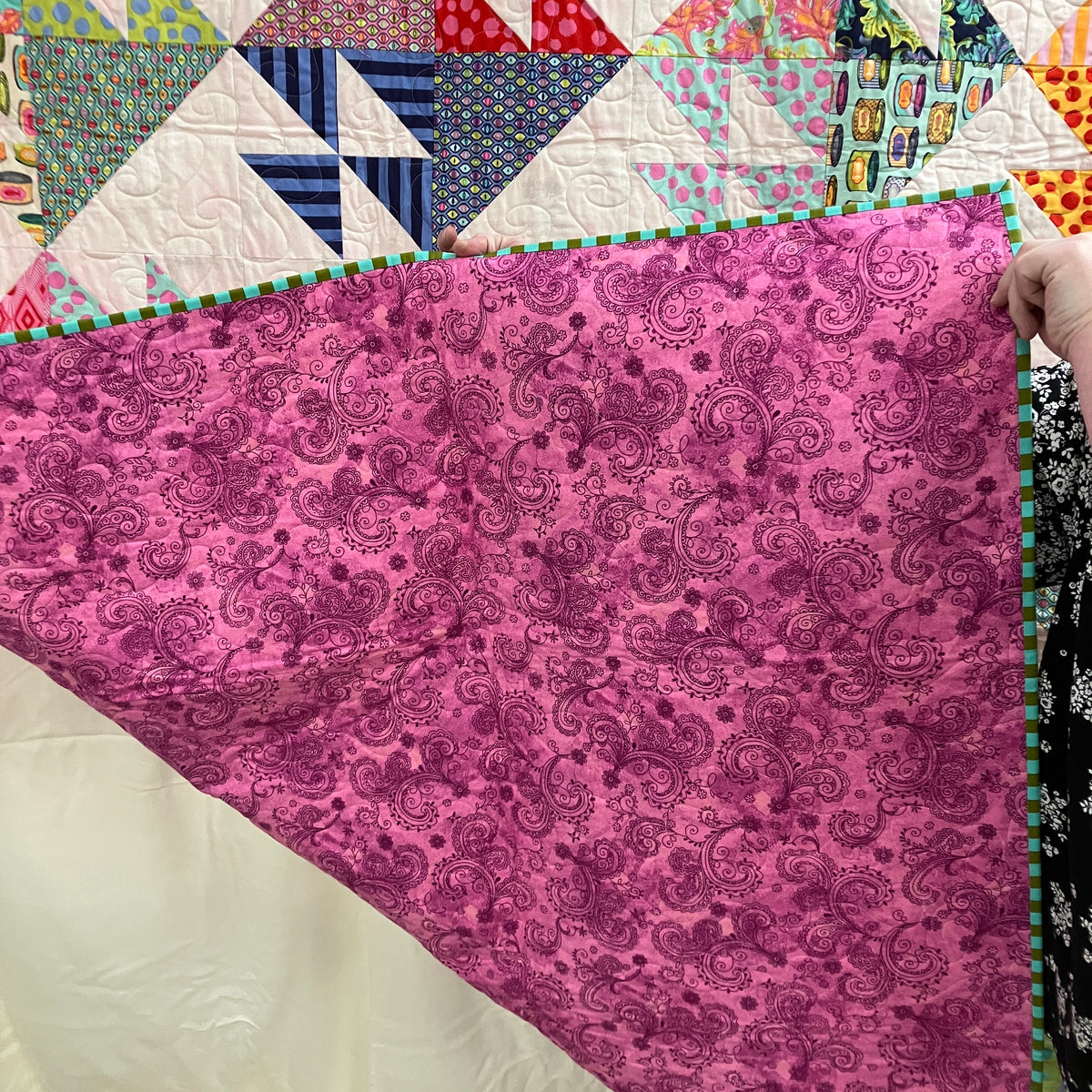 Tabby Road Quilt – Alamosa Quilt Company